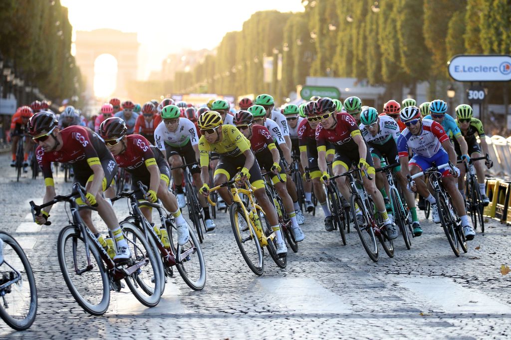 Tour de France average speed: How fast are riders at the Tour ...