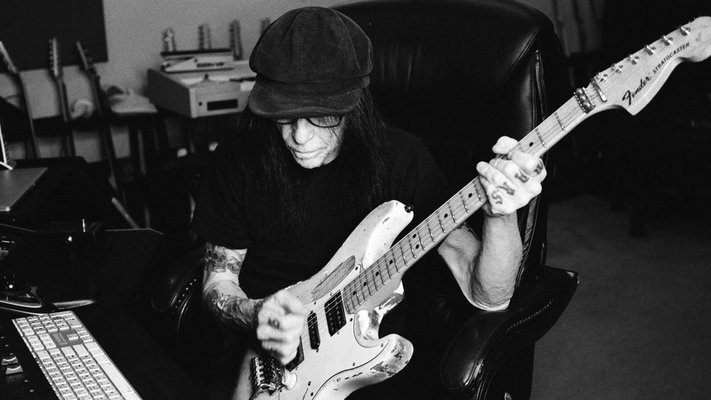 Mick Mars on life after Mötley Crüe and his debut solo album | Guitar World