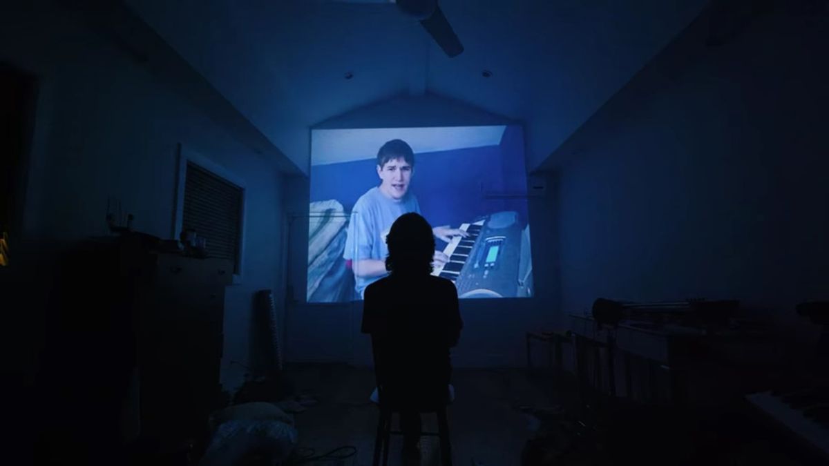 Bo Burnham: Inside is a Netflix comedy special that will linger in your ...