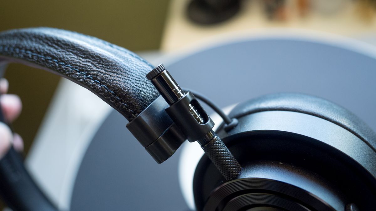 Master & Dynamic MH30 review | TechRadar