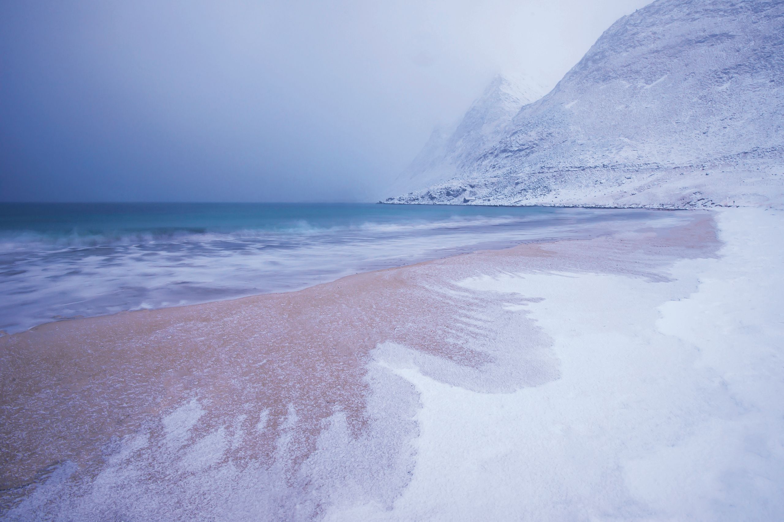 How to photograph the beach out of season for atmospheric wintry scenes ...