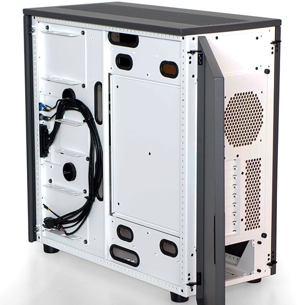 Inside The CaseLabs Merlin SM08