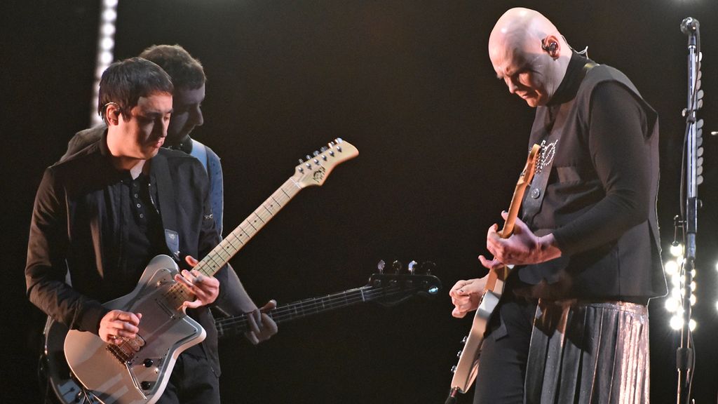 Jeff Schroeder: "The Smashing Pumpkins guitar sound is very unique in ...