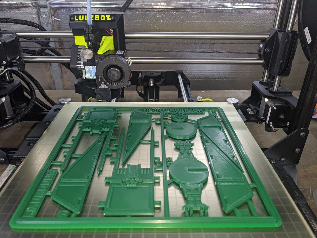 LulzBot TAZ Workhorse 3D printer review: Real power let down by old ...