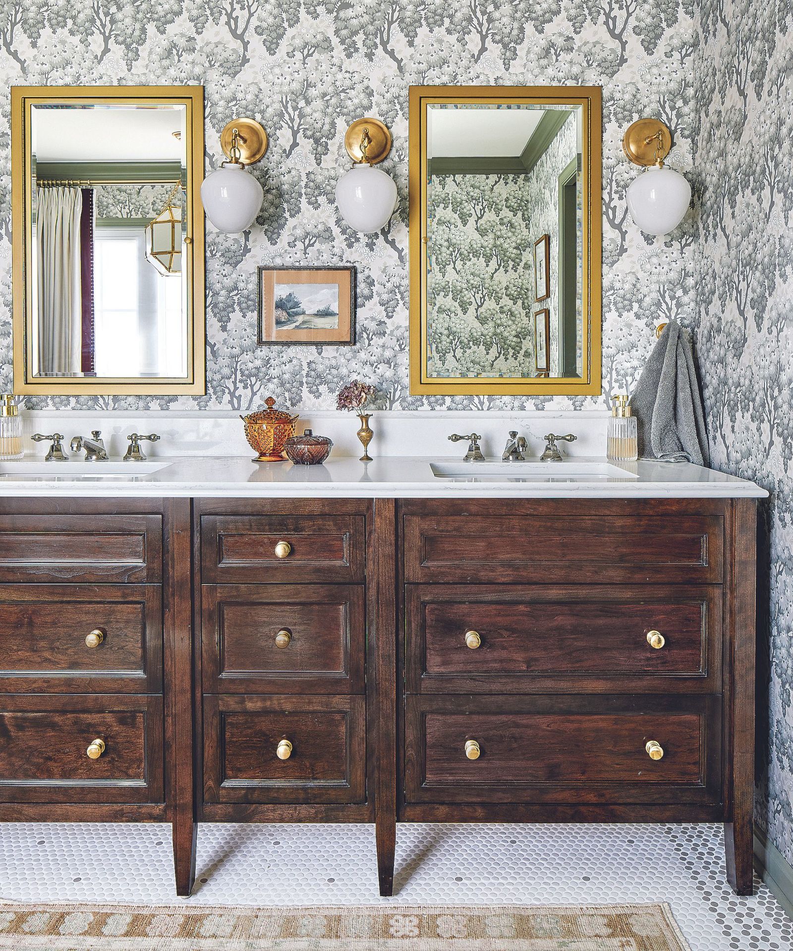 Double vanity bathroom ideas: 10 expert design tips | Homes and Gardens