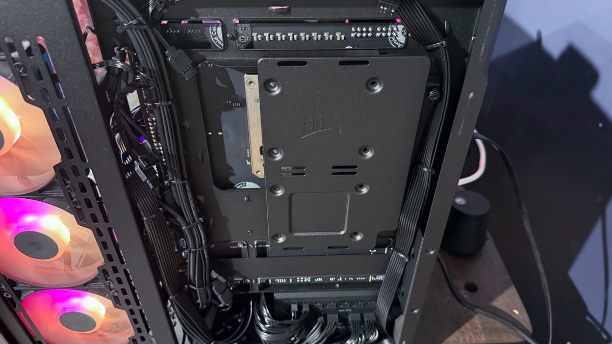 Corsair Vengeance a7500 review: High performance blended with high ...