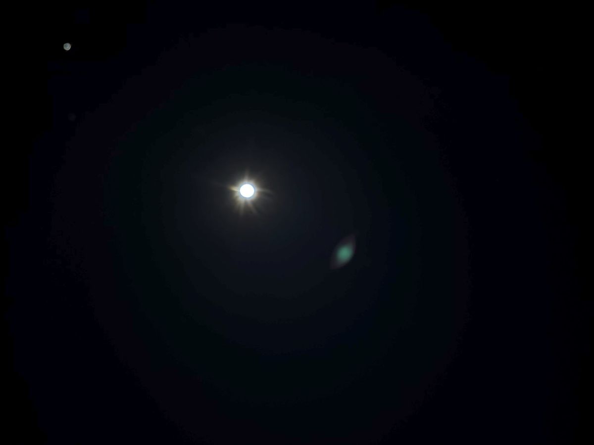 I tried astrophotography on my iPhone 16 to shoot galaxies, nebulas ...