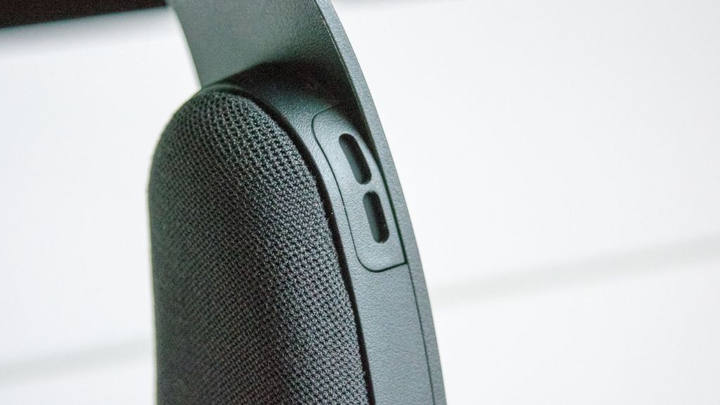 Oculus Rift S Review: First-Gen VR Gets a Reboot - Tom's Hardware | Tom ...