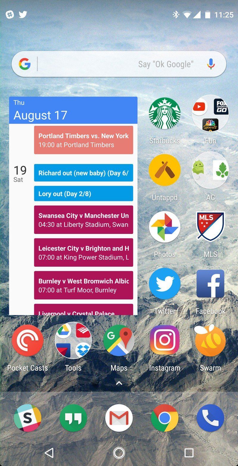 Essential Phone review: One (big) step away from the flagship ...