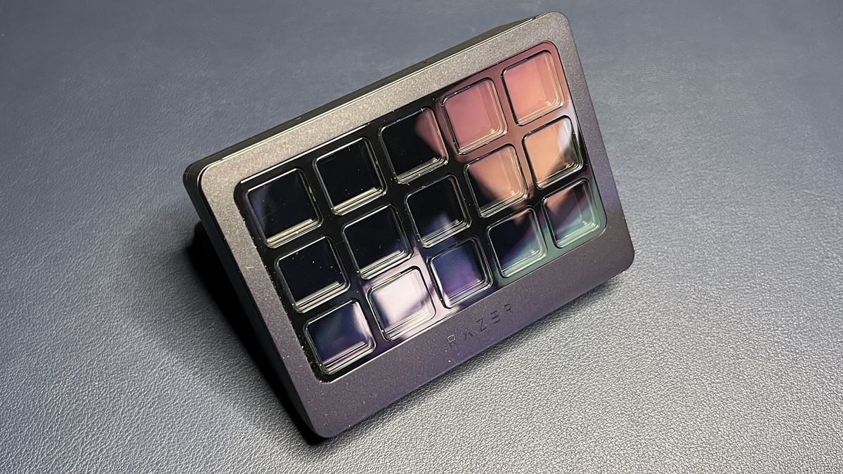 Razer Stream Controller X Review: Looks Familiar | Tom's Hardware