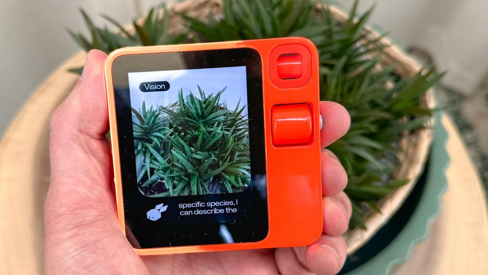 I just spent my first day with the Rabbit R1 — here’s what this AI ...