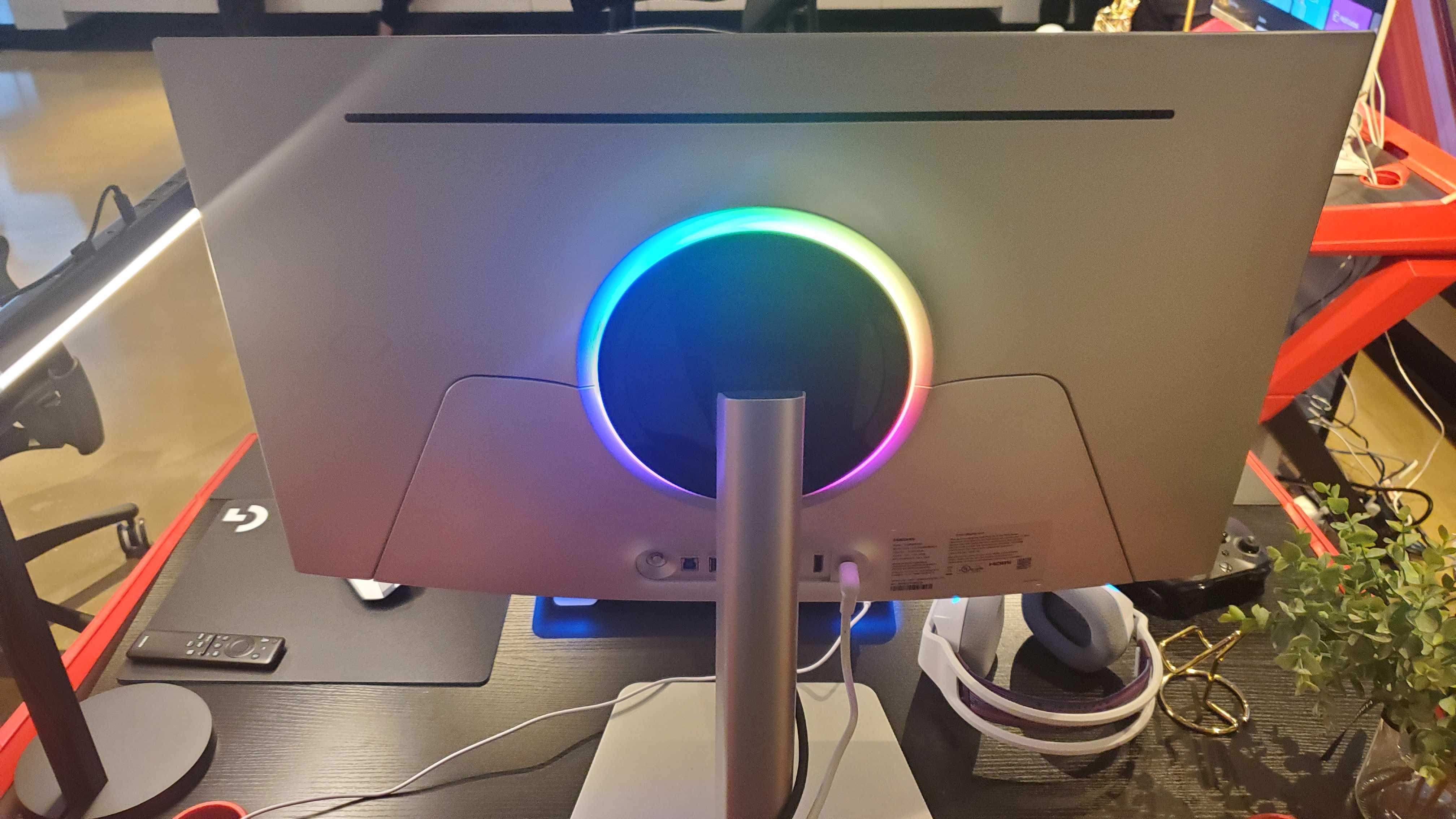 Hands On Samsung Odyssey OLED G60SD G80SD Two Exciting New Entries In