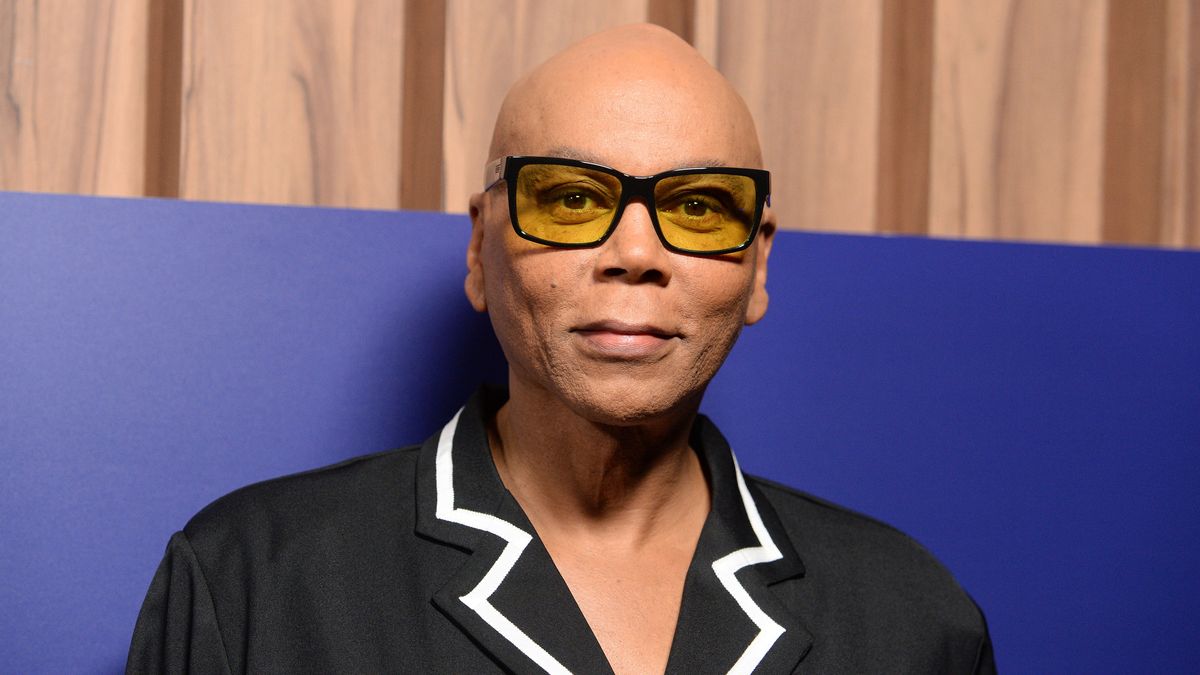 RuPaul’s kitchen makeover has given this color a revival | Homes and ...