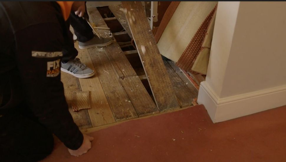 How to install a wet room: a step-by-step guide | Homebuilding