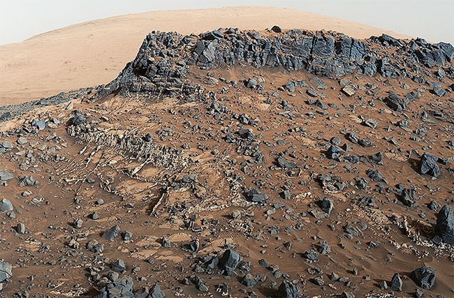 Mars Rover Finds Rich Mineral Stew in Fractured Rock | Space