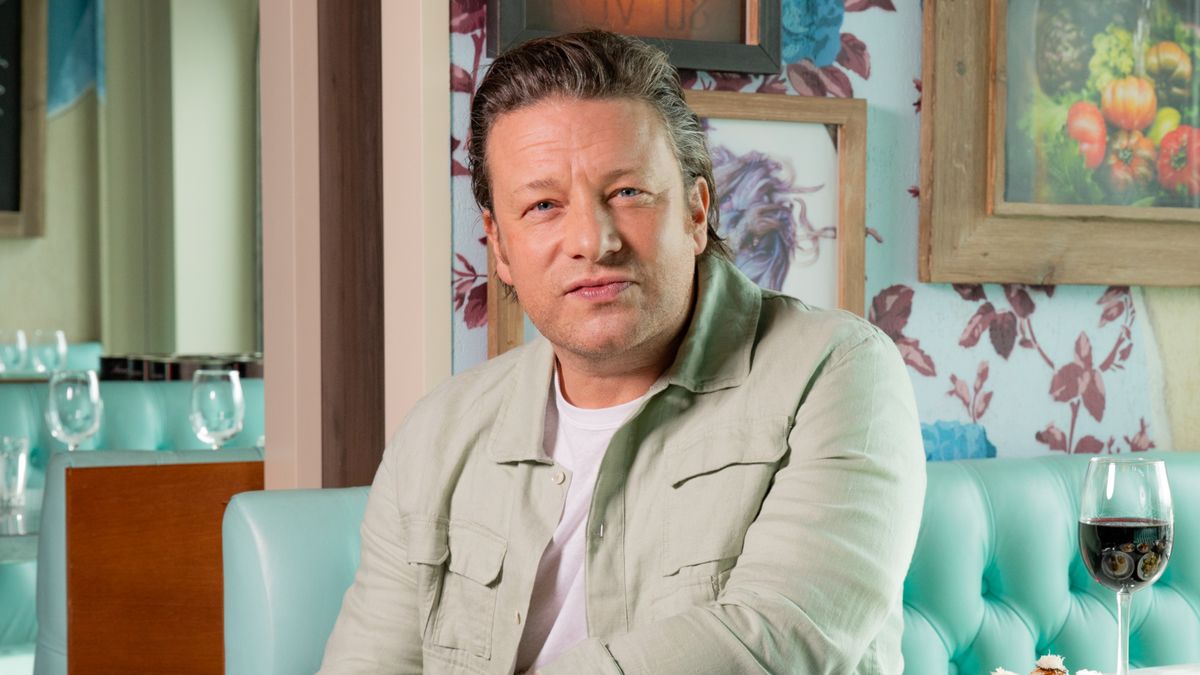Jamie Oliver's air fryer hack has changed my dinnertimes | Ideal Home