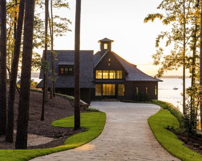 5 of the most welcoming exterior paint colors | Homes and Gardens