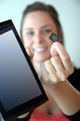 SanDisk Reveals World's Smallest SSD, the 'iSSD' | Tom's Hardware