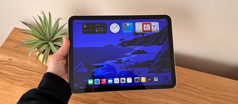 iPad 2022 review: A tablet option that'll be perfect for many (but not ...