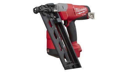 Milwaukee M18 Fuel Cordless 16-Gauge Angled Finish Nailer review | Real ...