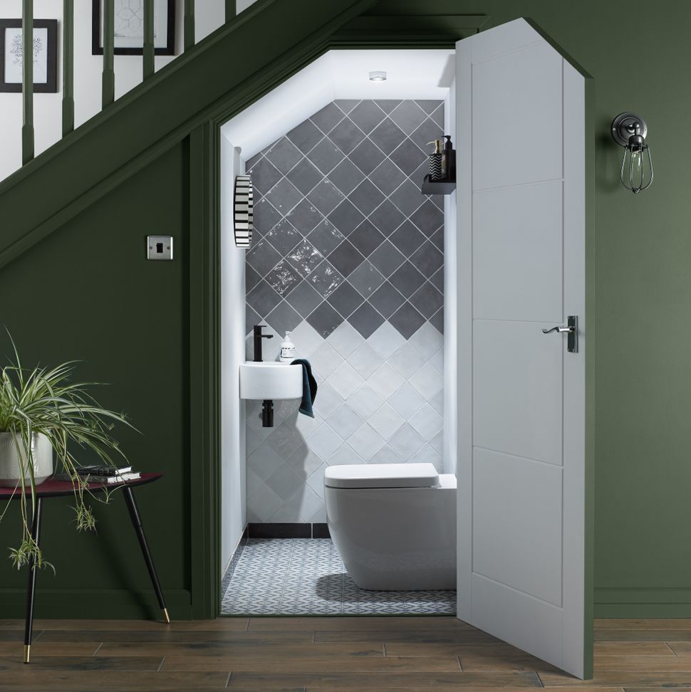 Tiled Skirting: Find Out How to Incorporate This Style | Homebuilding