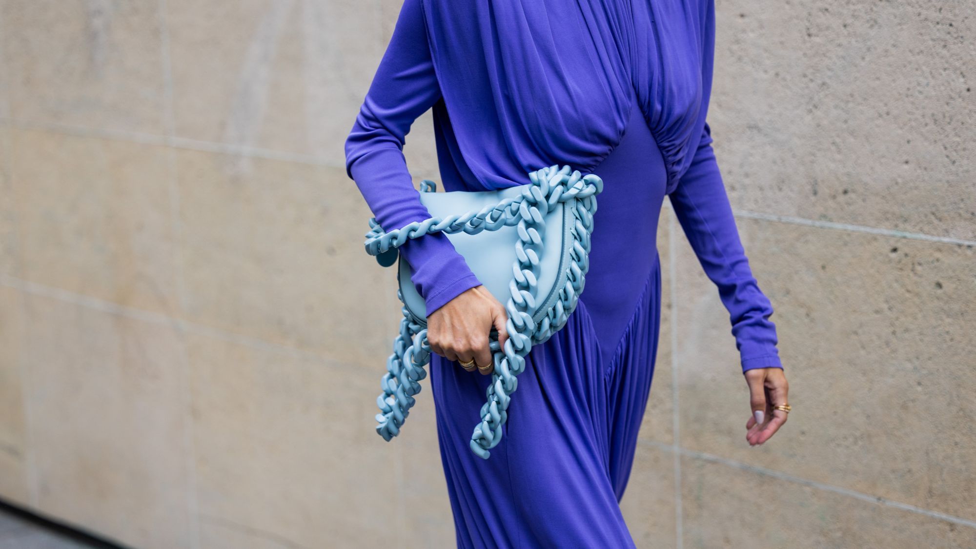 Blueberry milk nails are everywhere—here's how to get the look | Marie ...