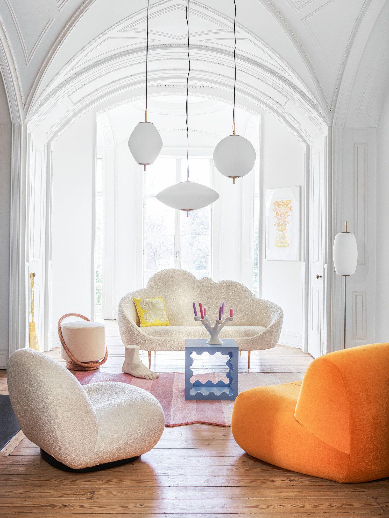 10 Living Room Sofa Ideas — From Low-Slung to Shapely Silhouettes ...