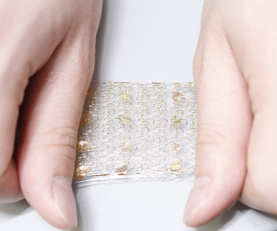 New 'Smart Skin' Could Make Prosthetics More Like Real Limbs | Live Science