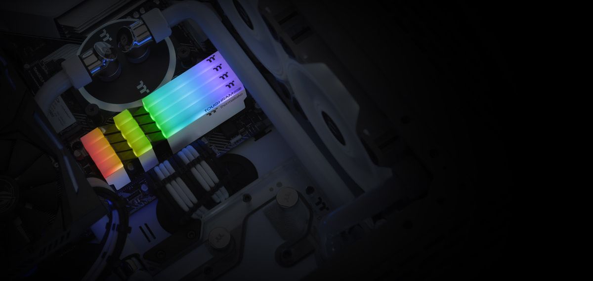 Thermaltake Intros New ToughRAM Up To 4400 MHz; Non-RGB DIMMs Are ...