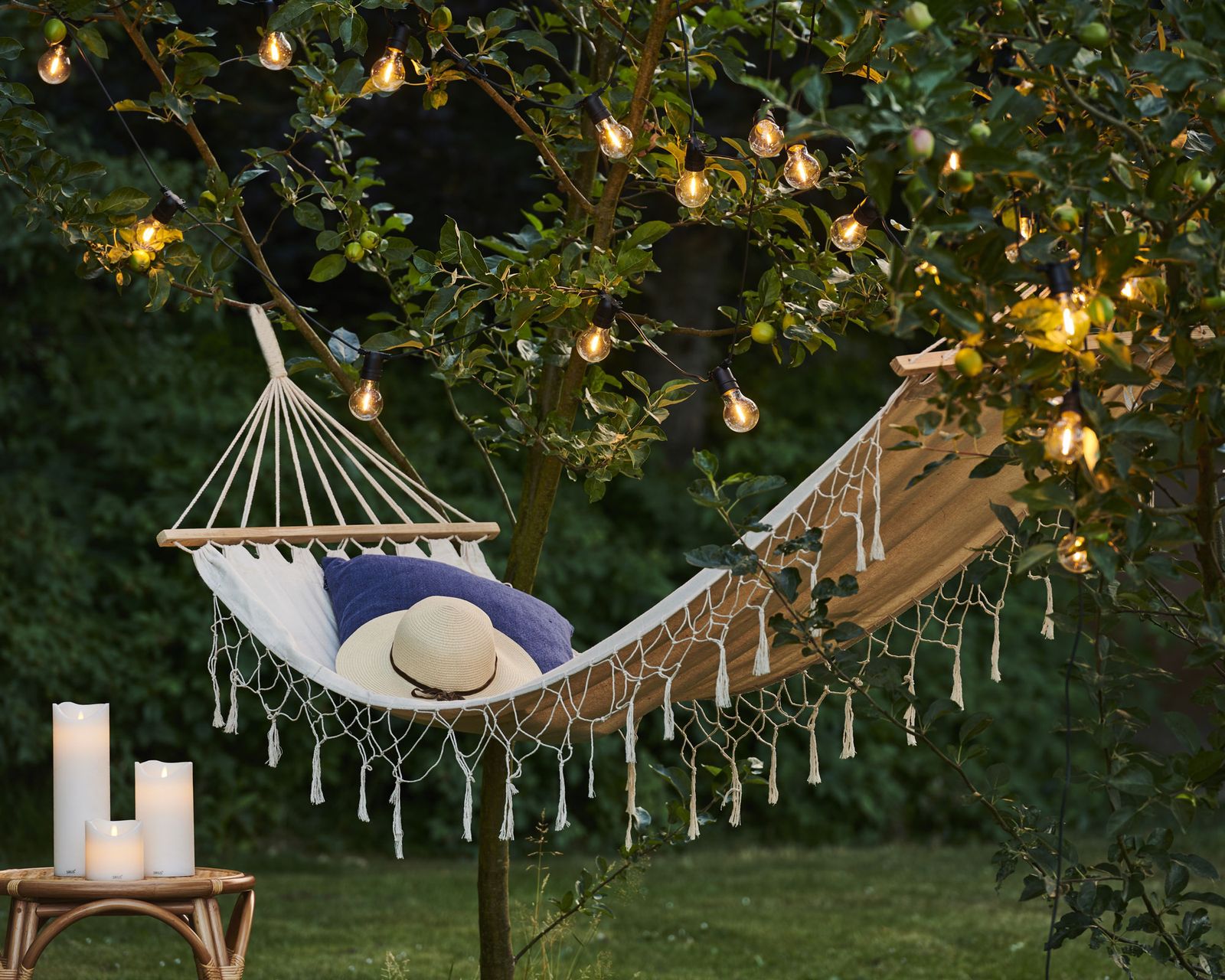 Outdoor tree lighting ideas – 13 practical and stylish ways | Livingetc