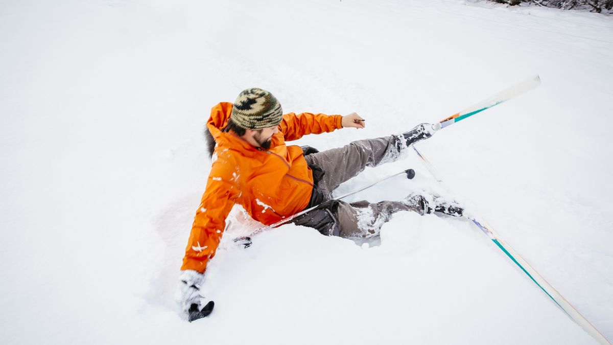 How to get up after falling on skis | Advnture