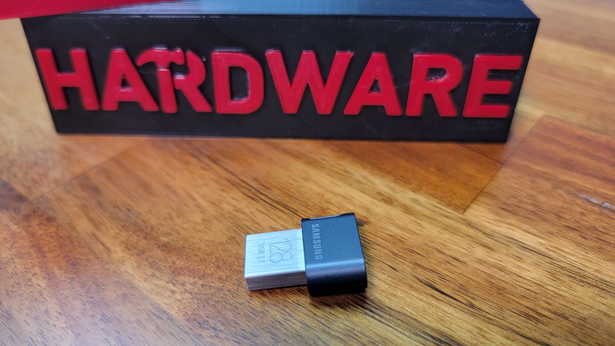 Best Flash Drives: Fast, Roomy USB Storage in Your Pocket | Tom's Hardware