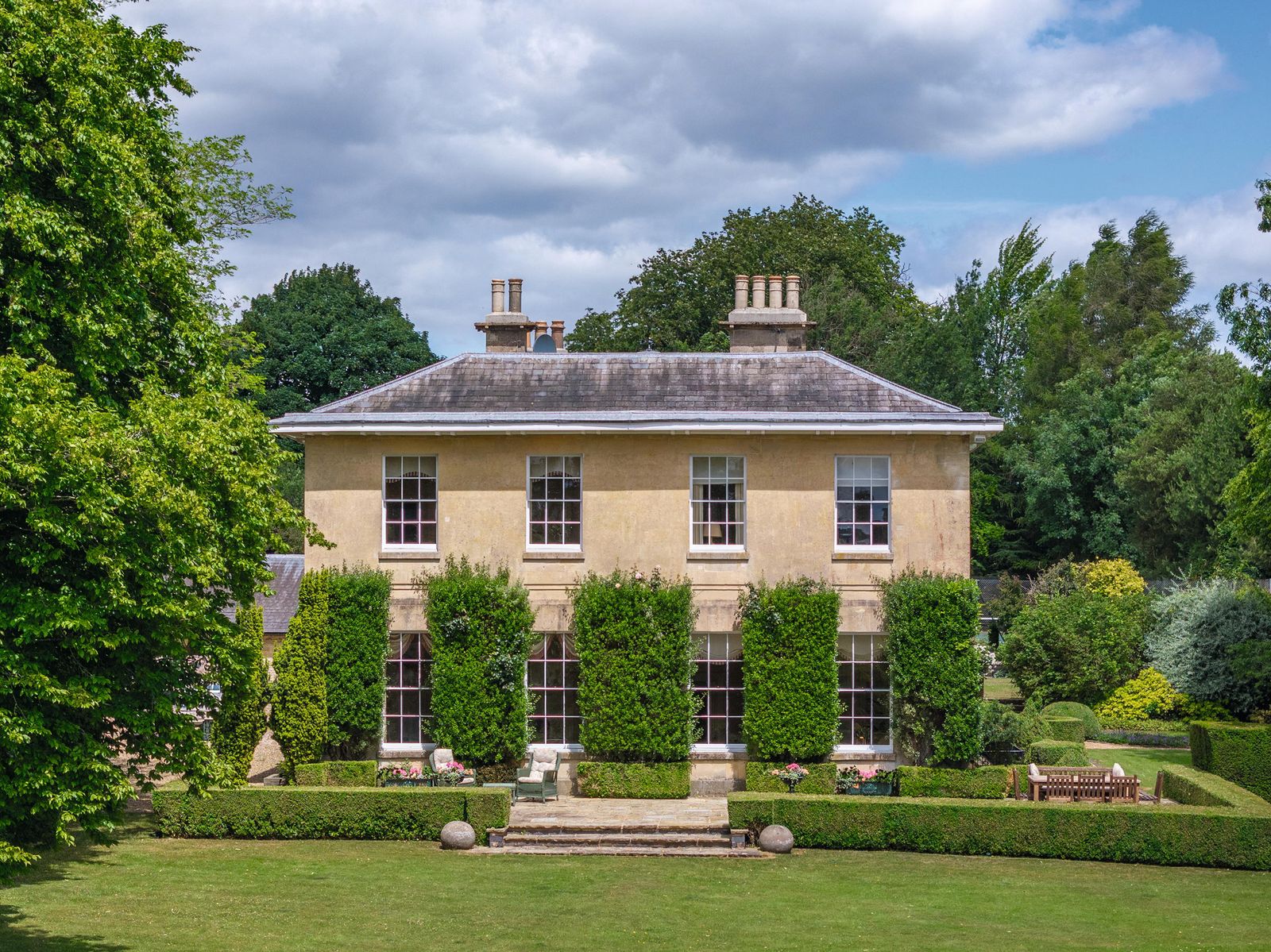 The Georgian rectory that you've (probably) been waiting for has come ...