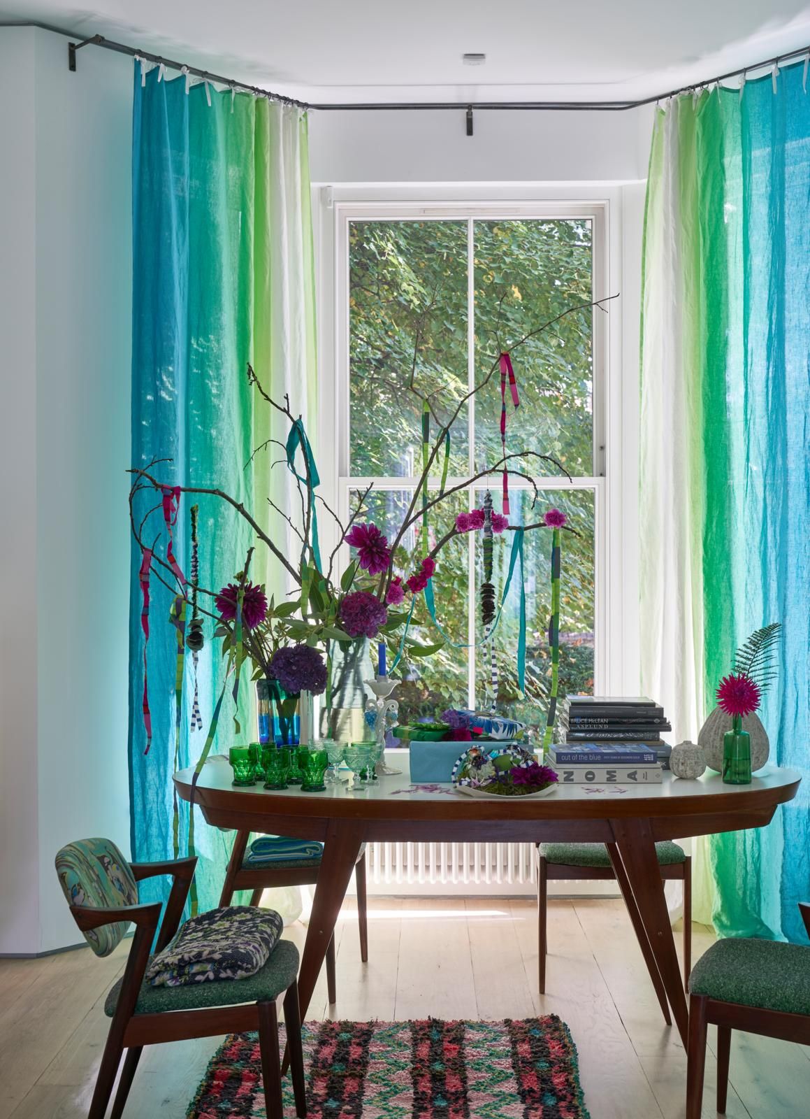 Tricia Guild's home is a riot of cool colour | Livingetc