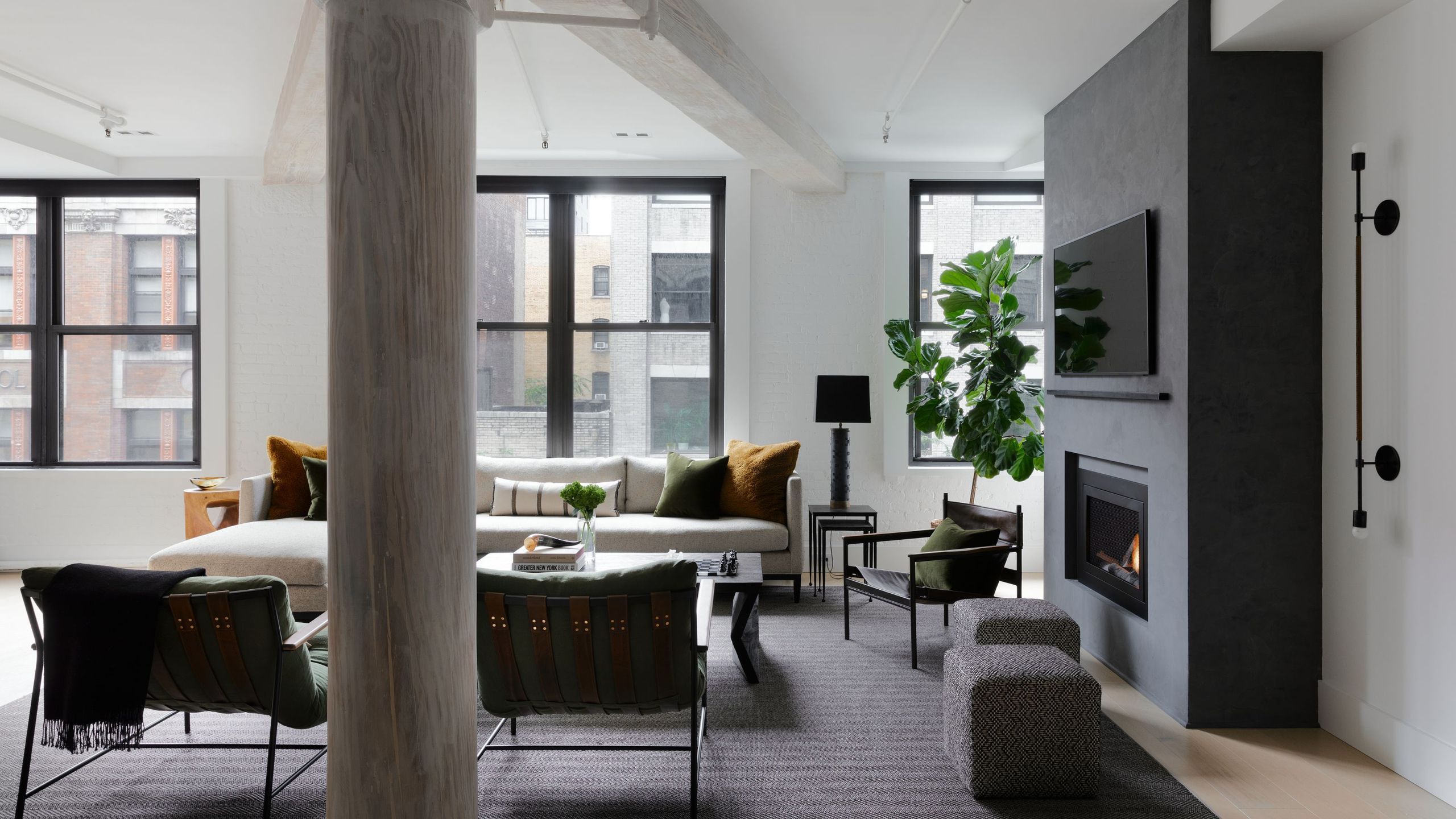 A Former NYC Artist's Loft With a Laundry That Becomes a Bar