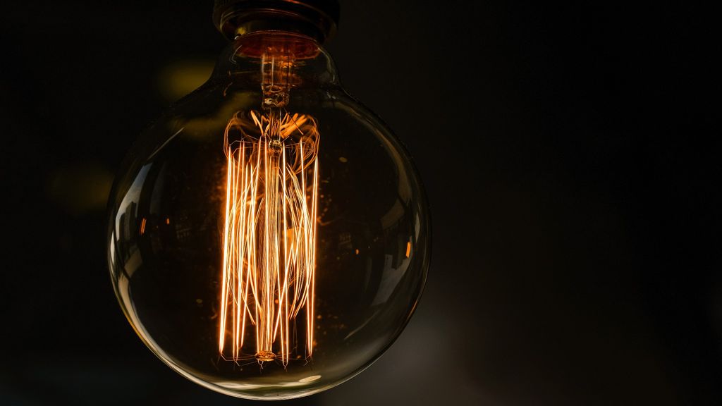 Who Invented the lightbulb? | Live Science