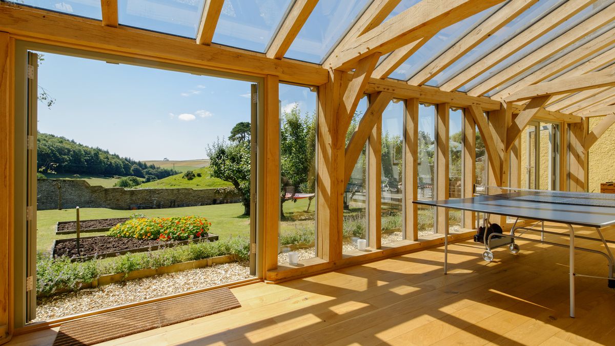 Oak Frame Conservatories: Your Complete Guide | Homebuilding