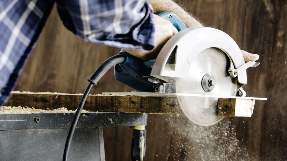 5 circular saw uses that every DIYer should know | Homebuilding