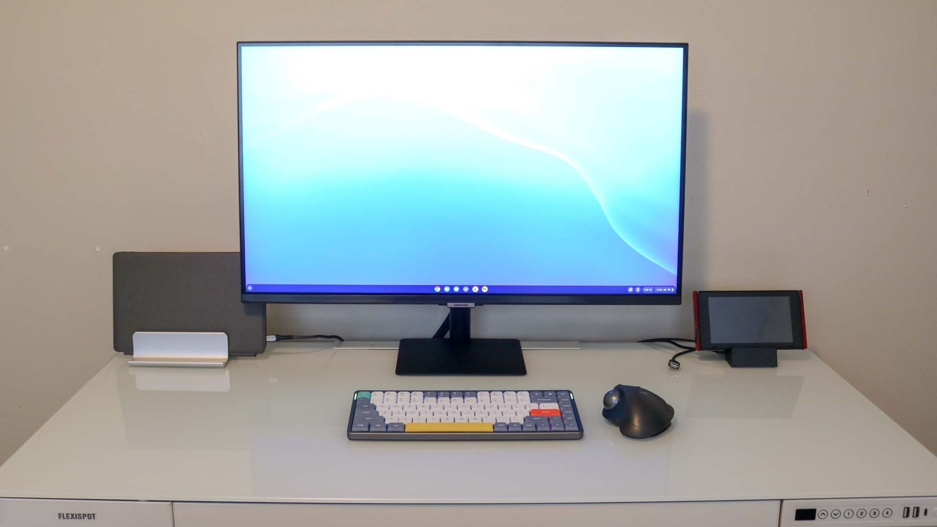 I bought this $30 monitor accessory and it transformed my work setup ...