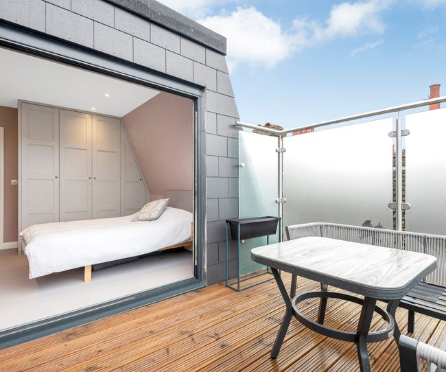 13 loft balcony ideas to elevate your conversion | Homebuilding