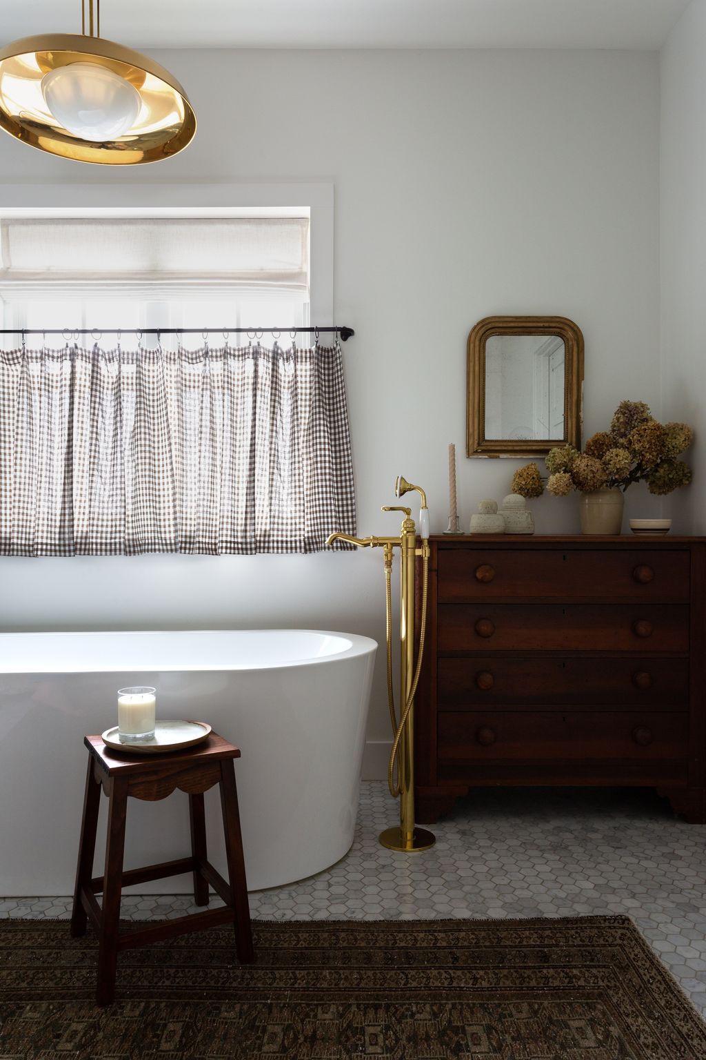 This Oregon farmhouse is the perfect, snug family home