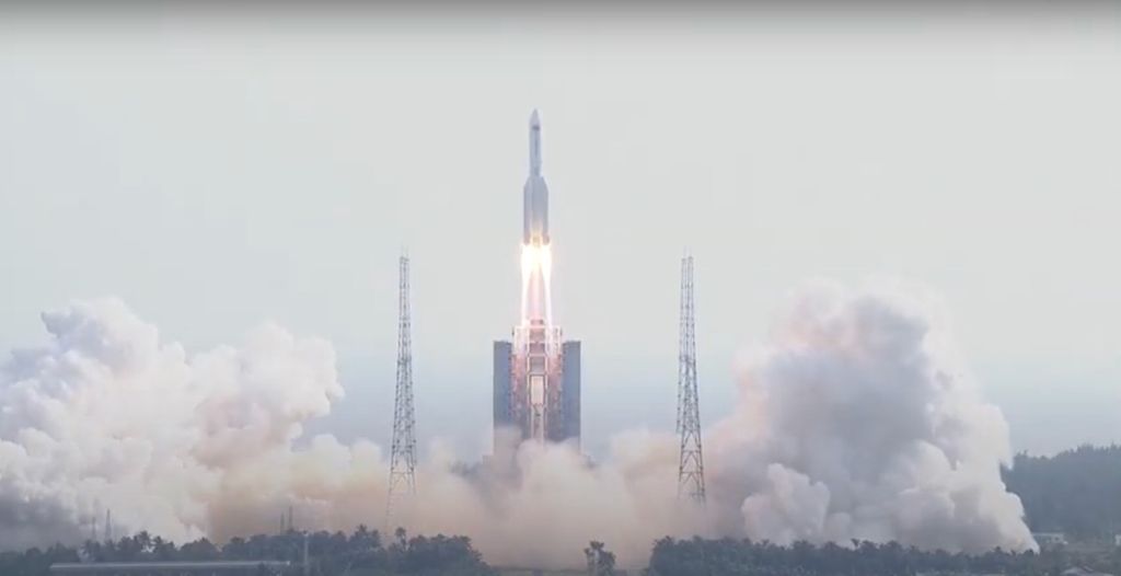 China's falling Long March 5B rocket stage spotted from space (photos ...