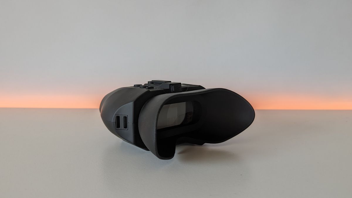 Nightfox Swift night vision binocular review | Live Science
