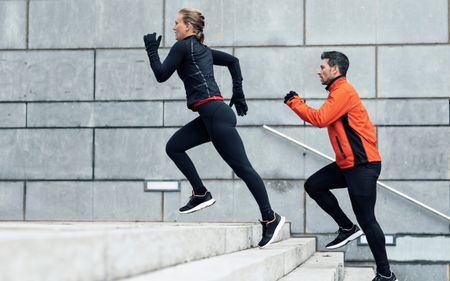 Forget treadmills — this 3-move walking workout strengthens and sculpts ...