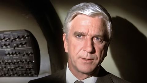 32 Hilarious Lines By Leslie Nielsen In His Funniest Movies | Cinemablend
