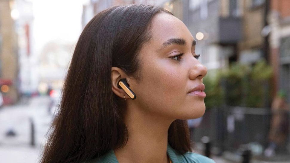 Sustainable sound: how headphones, speakers and turntables are going ...