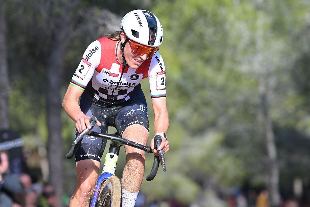 'No reason to panic' - Lucinda Brand's remarkable 63 consecutive podium ...