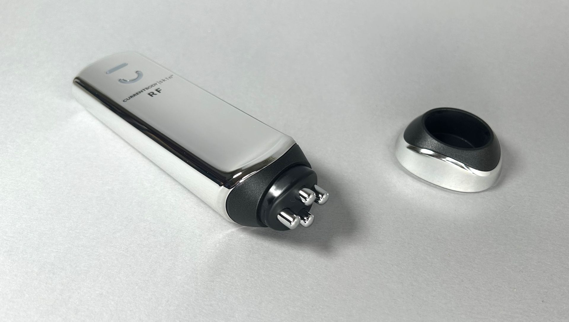 CurrentBody Skin RF Radio Frequency Skin Tightening Device review: get ...