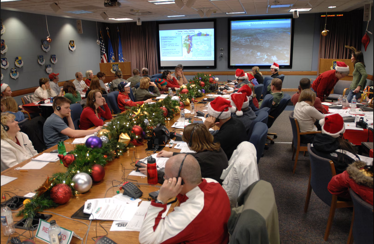 How to follow Santa Claus this Christmas Eve with NORAD's 2024 tracker ...