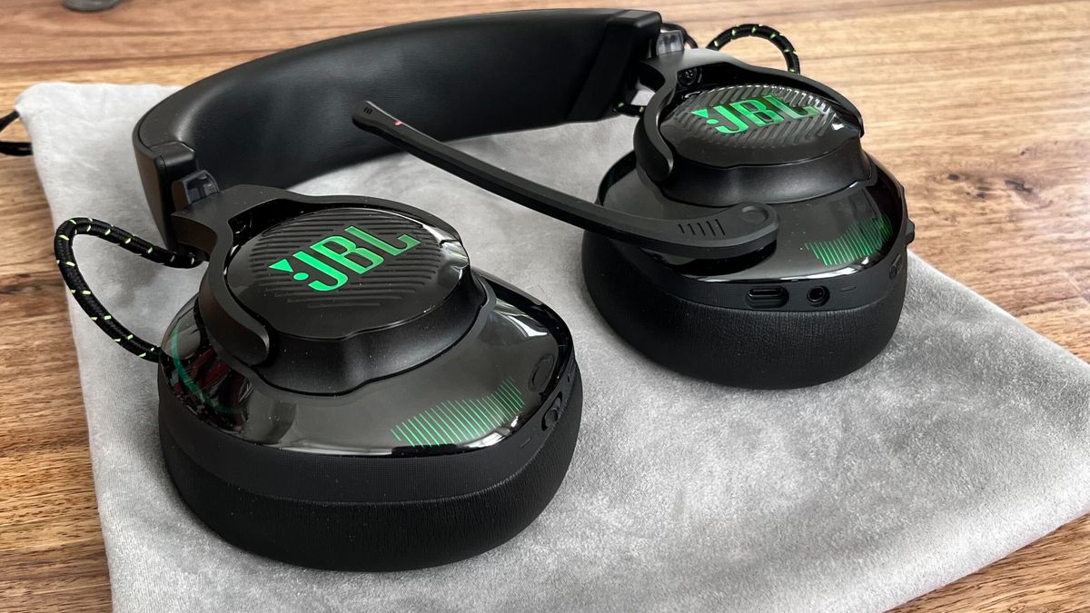 JBL Quantum 910X review: great gaming audio, but some rough edges ...